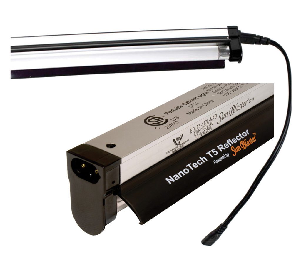 4' T5 Lightning Kit with reflector and Fluorescent bulb | W.H. Perron